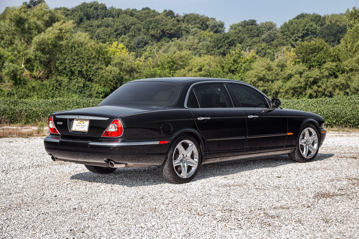 2005 Jaguar XJ8 | Fast Lane Classic Cars