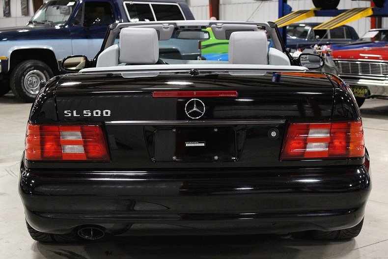 2000 Mercedes-Benz SL500 | GR Auto Gallery