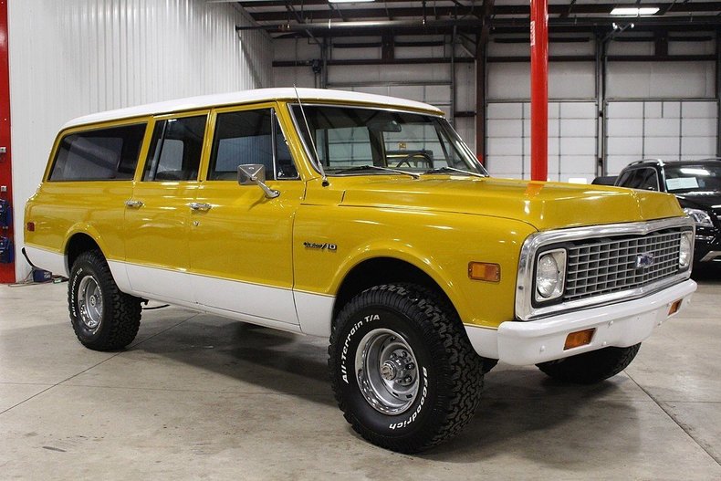 1972 Chevrolet Suburban | GR Auto Gallery