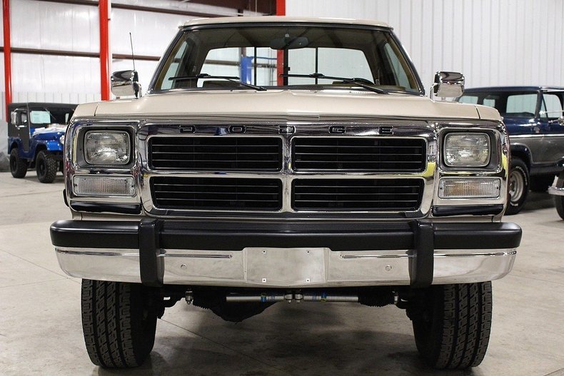 1993 Dodge RAM W250 | GR Auto Gallery