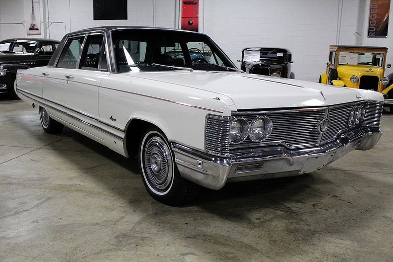 1968 Chrysler Imperial | GR Auto Gallery