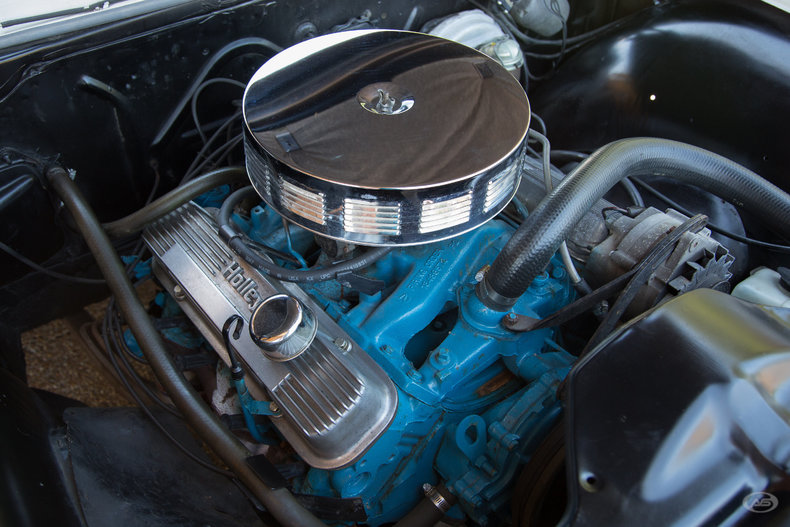 1965 Pontiac Bonneville | Art & Speed Classic Car Gallery in Memphis, TN