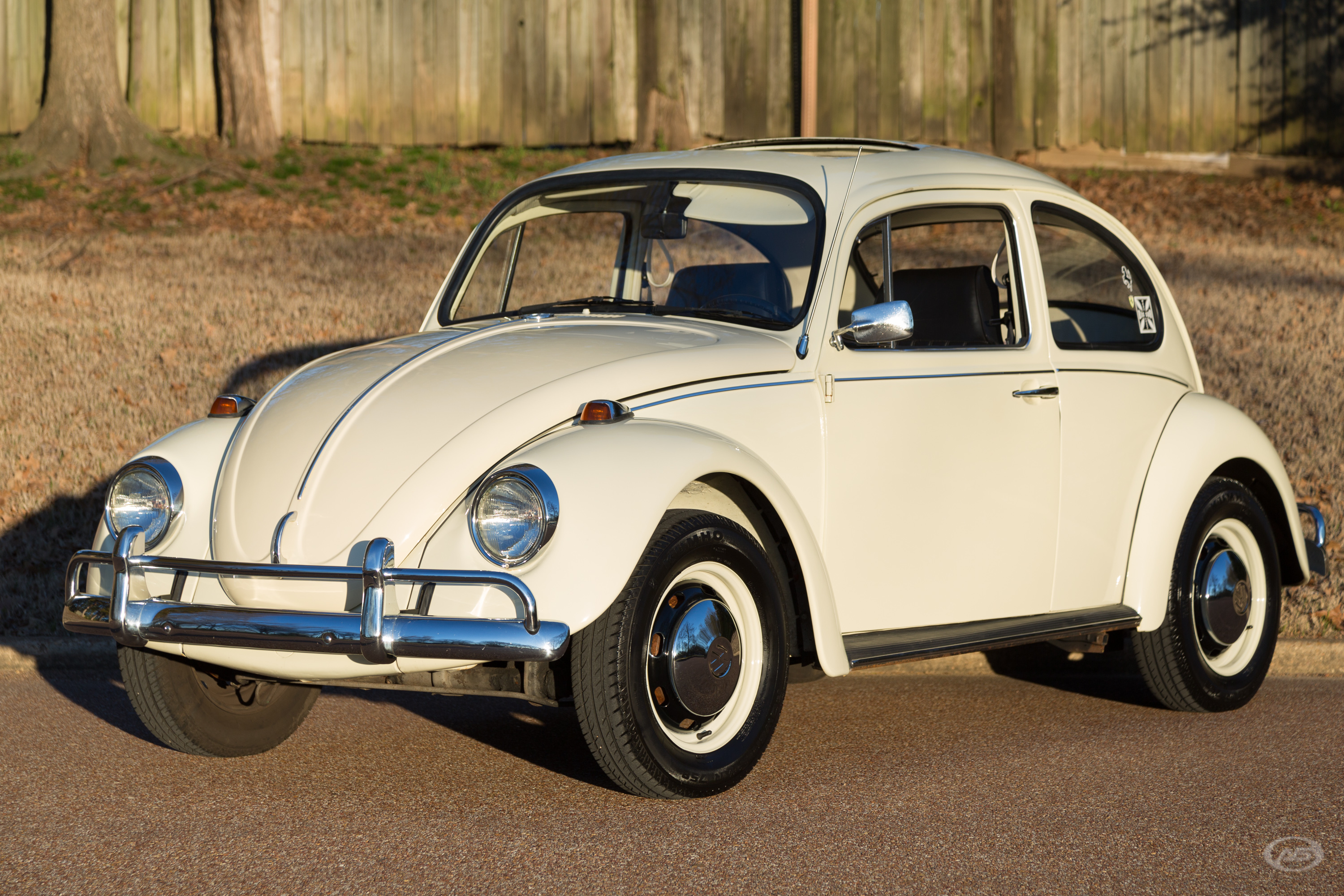 1969 Volkswagen Beetle | Art & Speed Classic Car Gallery in Memphis, TN