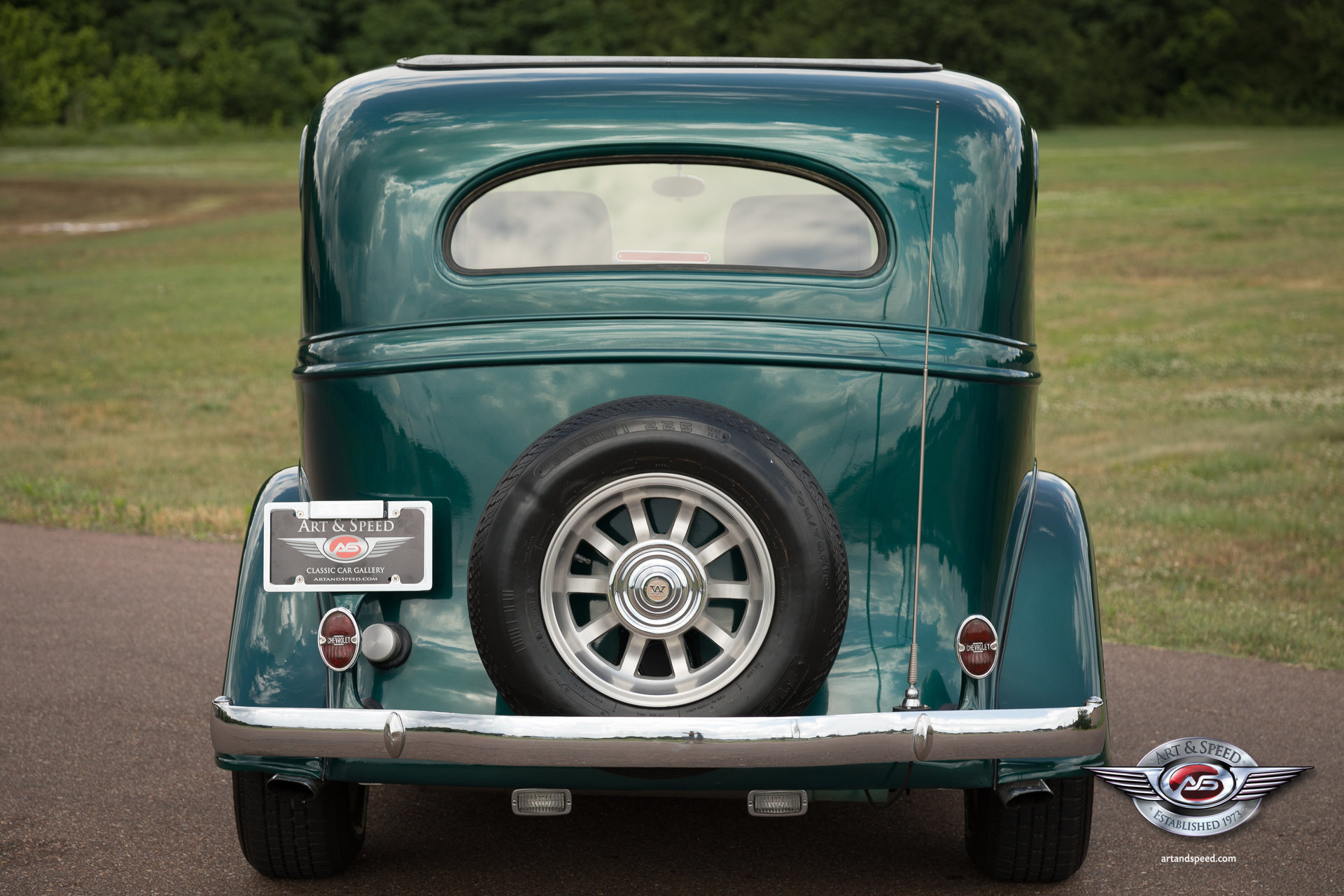 1935 Chevrolet 2-Door Sedan | Art & Speed Classic Car Gallery in ...