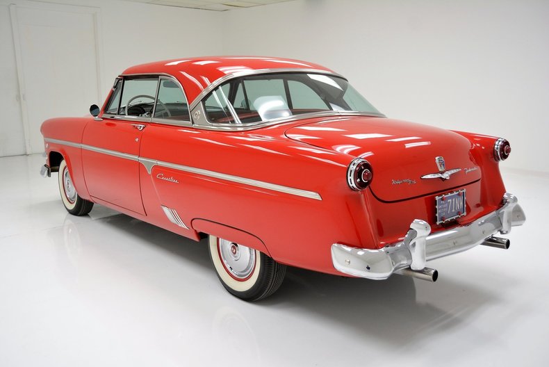 1954 Ford Crestline | Classic Auto Mall