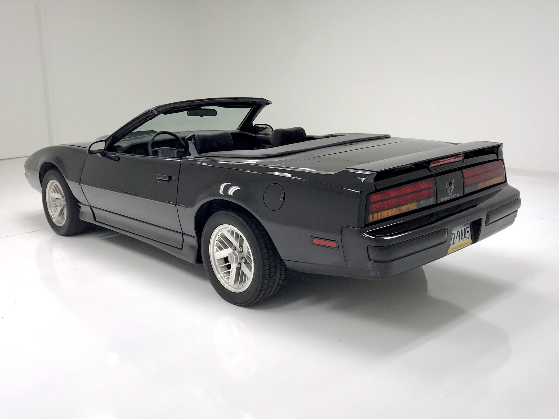 1989 Pontiac Formula | Classic Auto Mall