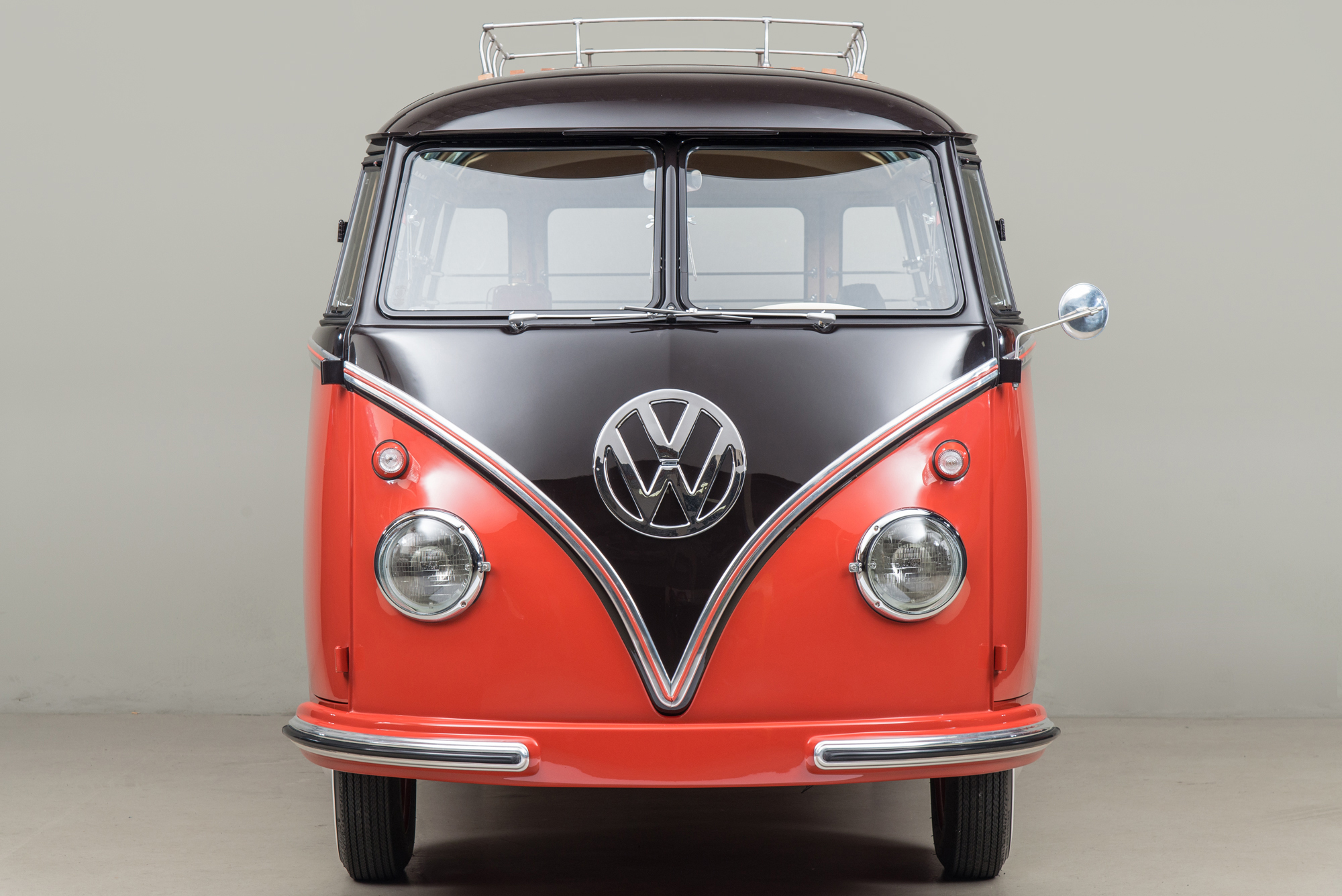 1958 Volkswagen Deluxe Microbus 23 Window _5683