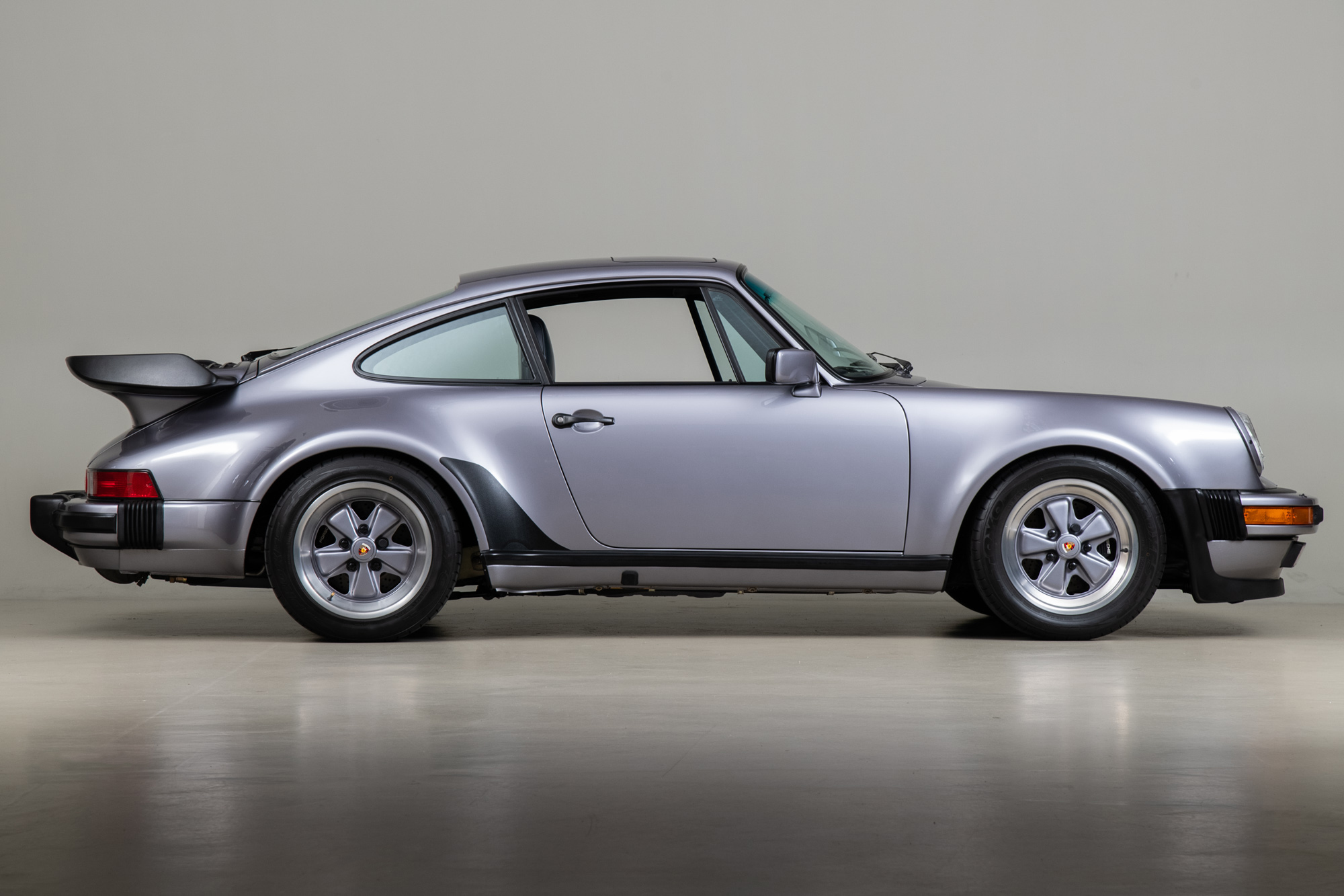 1988 Porsche 911 Turbo _5885