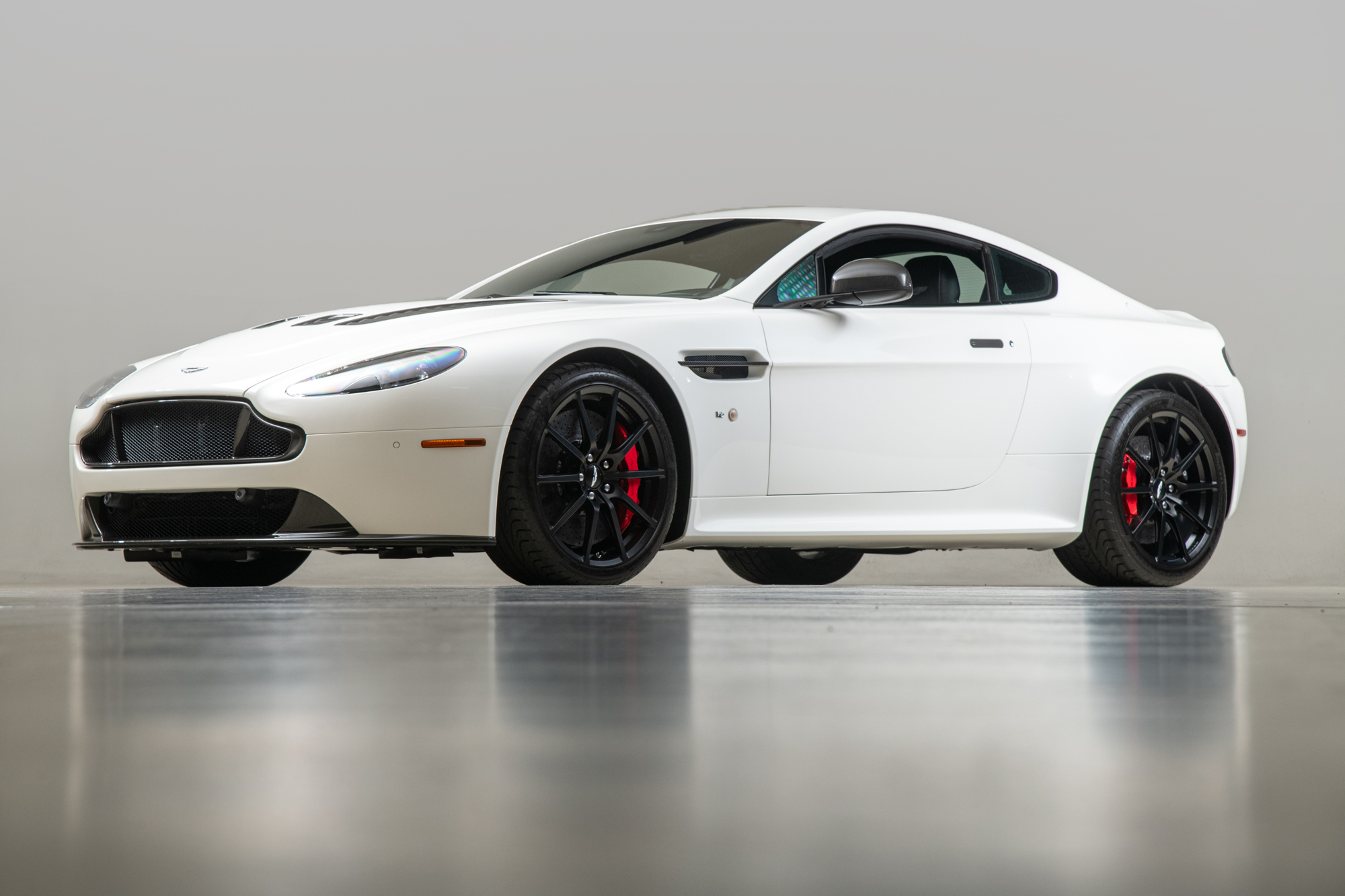 2017 Aston Martin Vantage S _6454