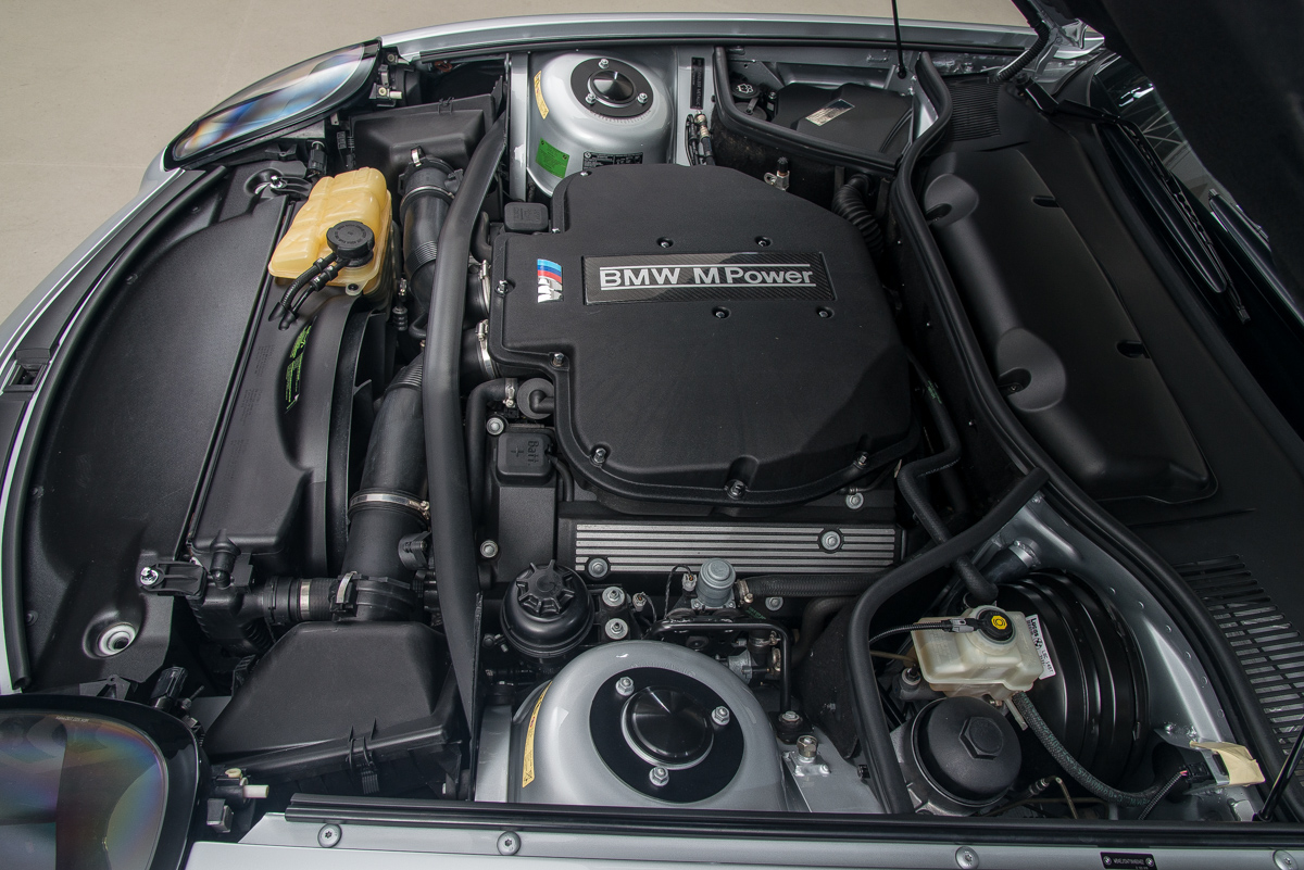 2001 BMW Z8 Roadster_5139