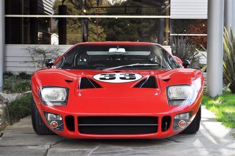 1966 Ford GT40 Red_4157V