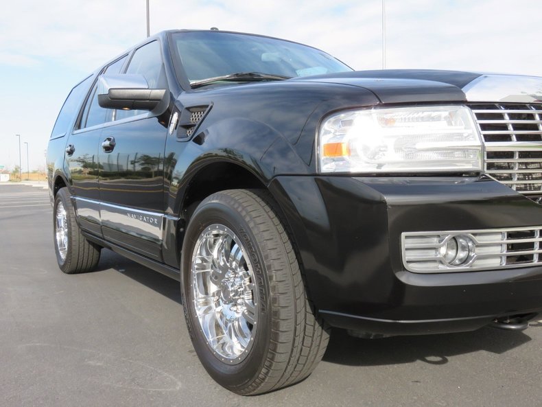2008 Lincoln Navigator | Canyon State Classics