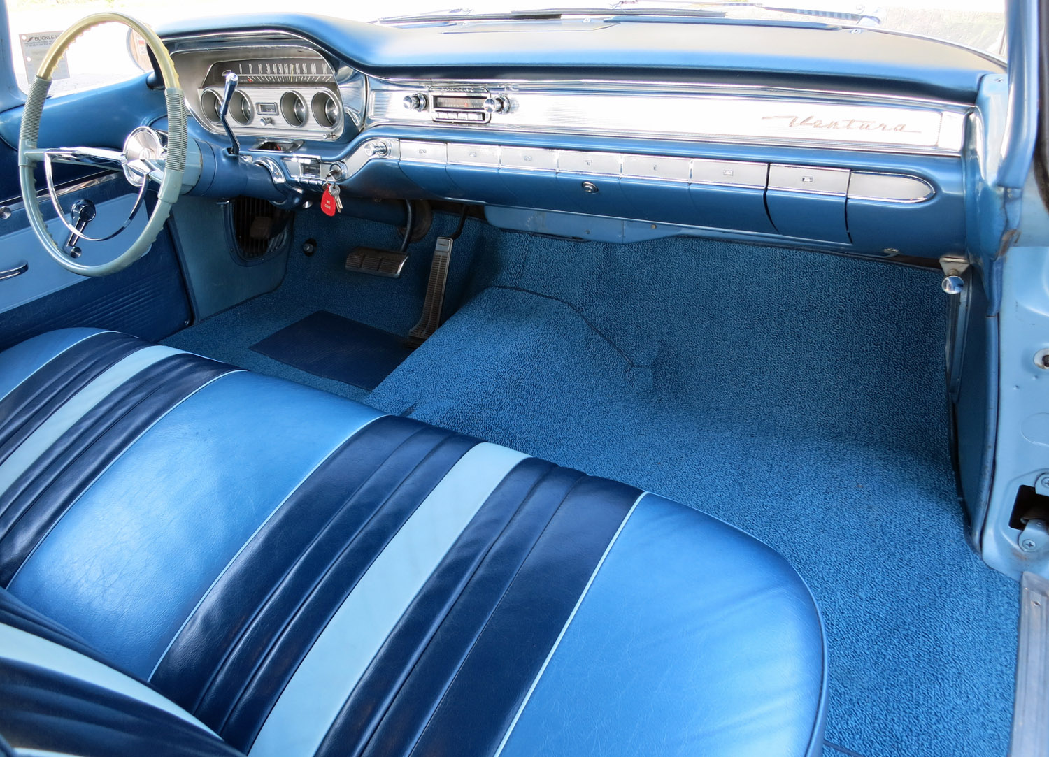 1960 Pontiac Ventura | Connors Motorcar Company