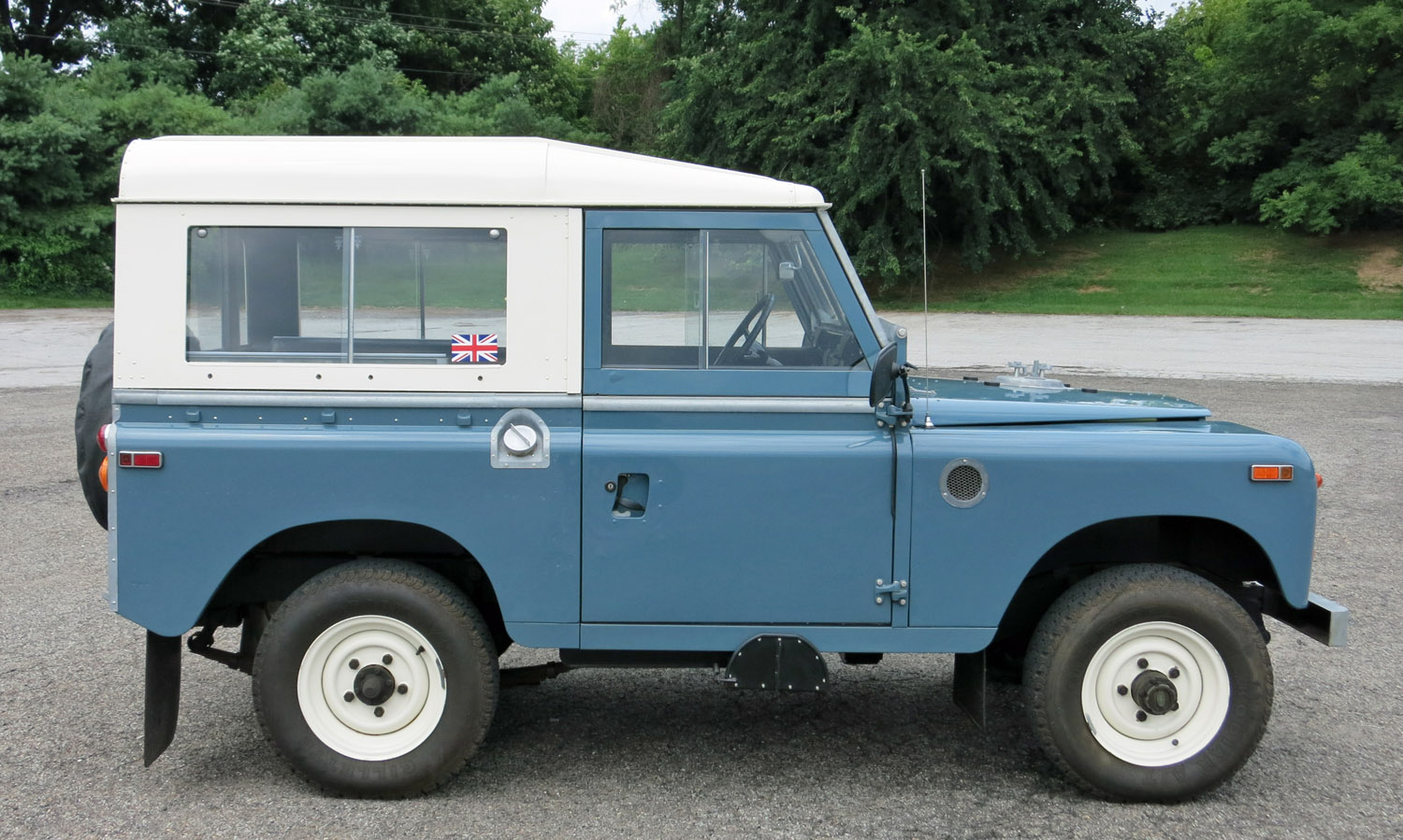 1970 Land Rover Series IIA | Connors Motorcar Company