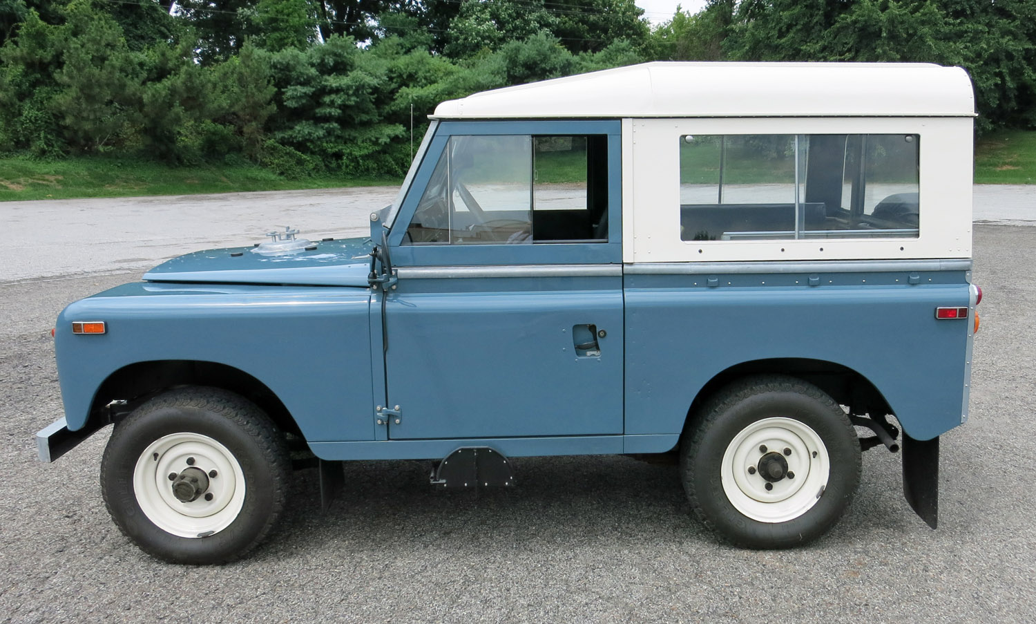 1970 Land Rover Series IIA | Connors Motorcar Company