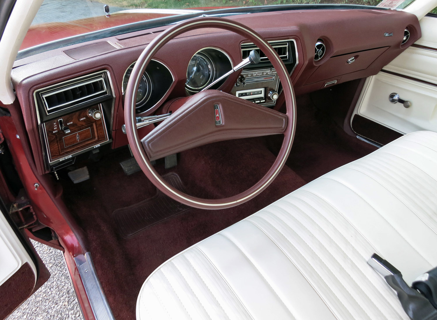 1976 Oldsmobile Cutlass | Connors Motorcar Company