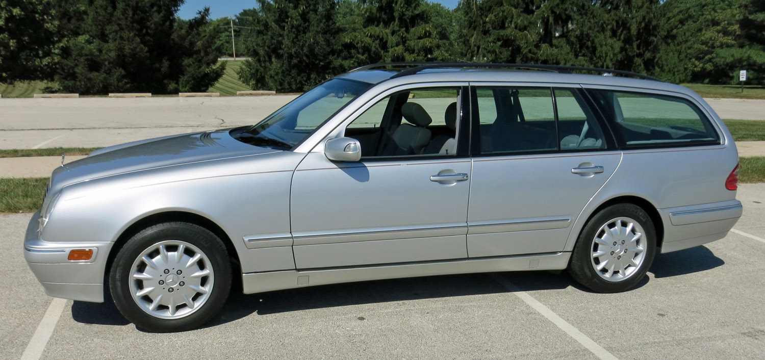 2000 Mercedes-Benz E320 | Connors Motorcar Company