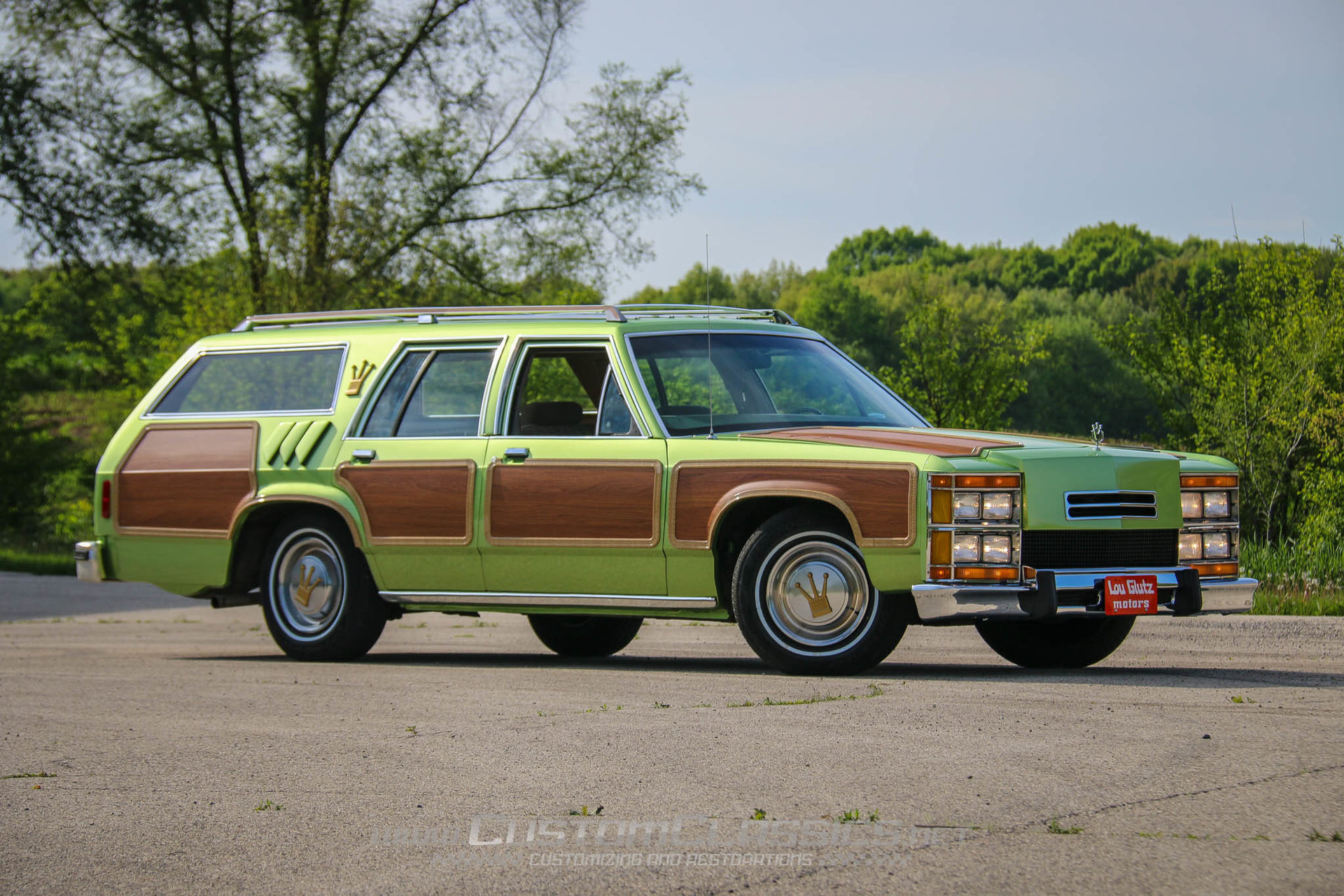 1982 Ford LTD | Custom Classics Auto Body and Restoration