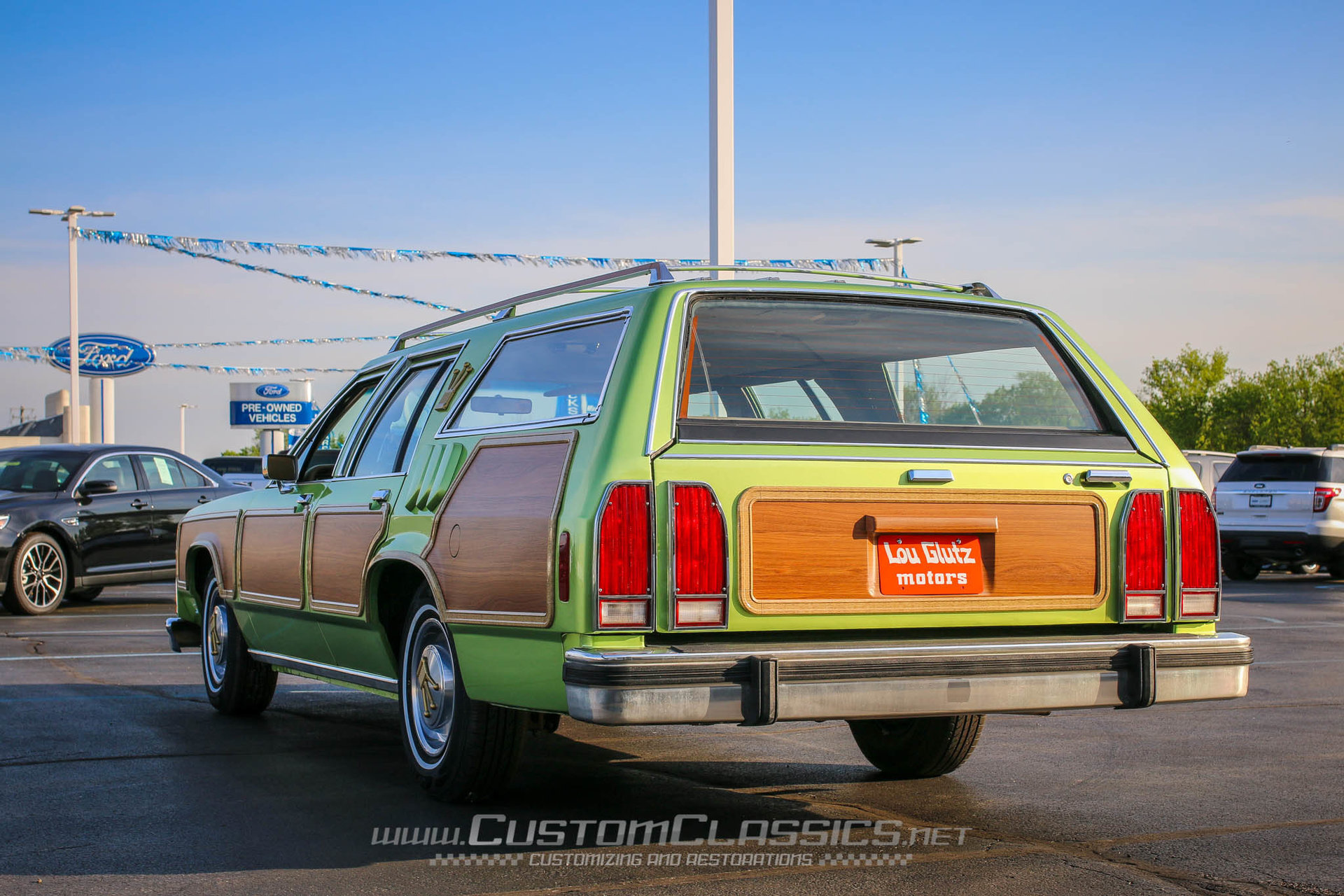1982 Ford LTD | Custom Classics Auto Body and Restoration