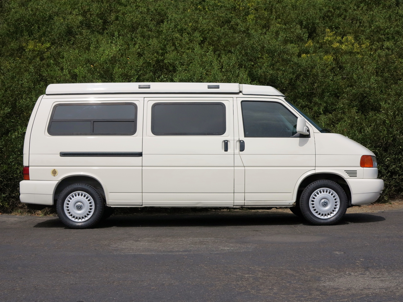 2000 Volkswagen EuroVan | European Collectibles