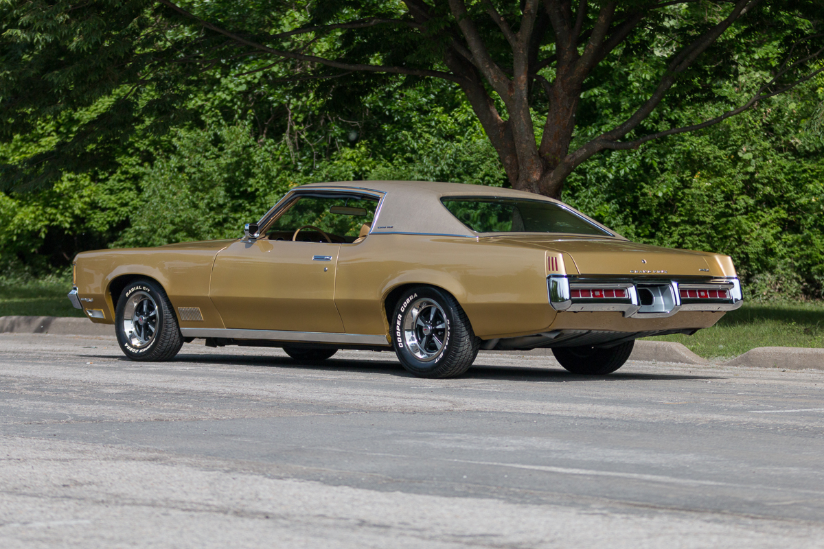 1970 Pontiac Grand Prix | Fast Lane Classic Cars