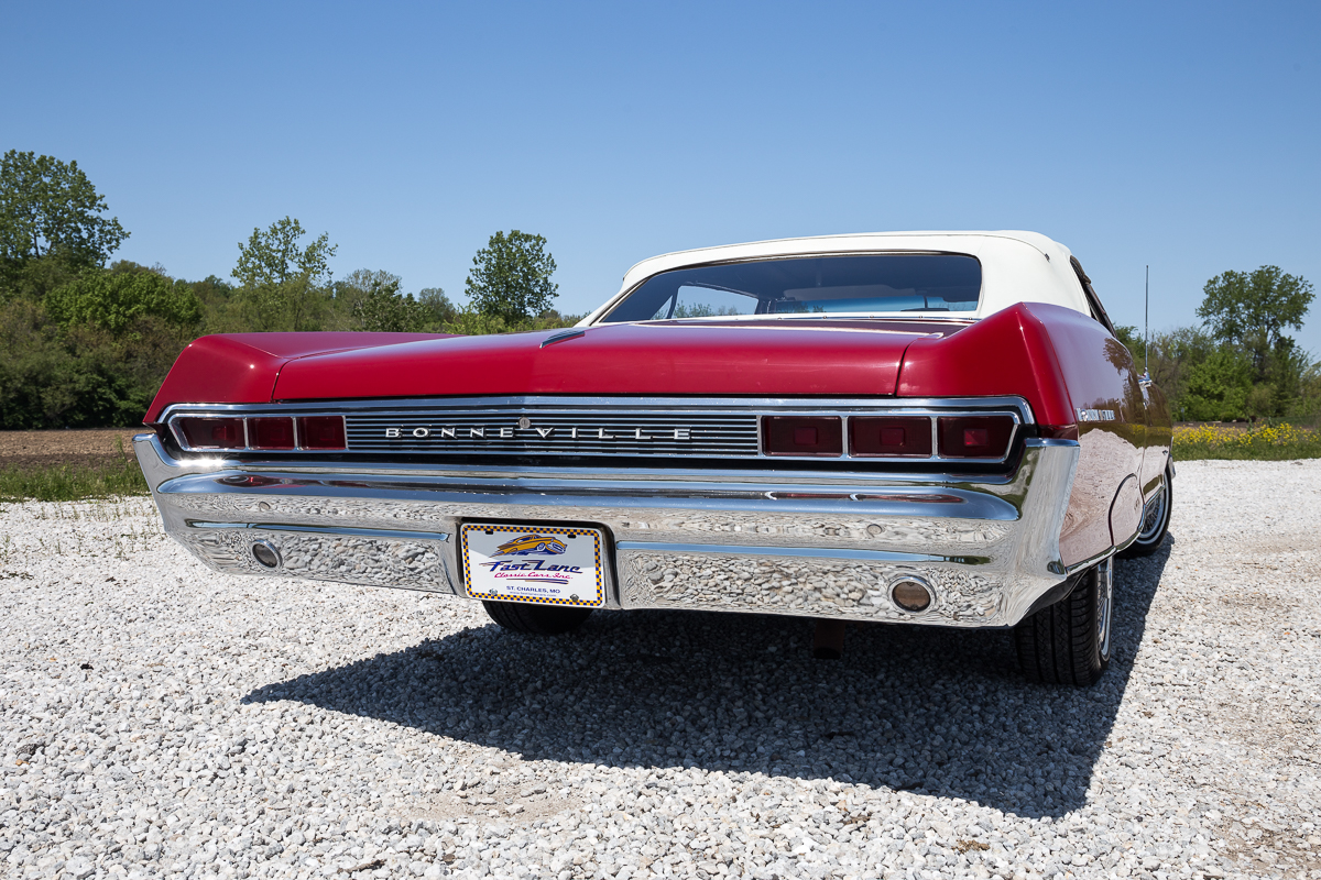1965 Pontiac Bonneville | Fast Lane Classic Cars