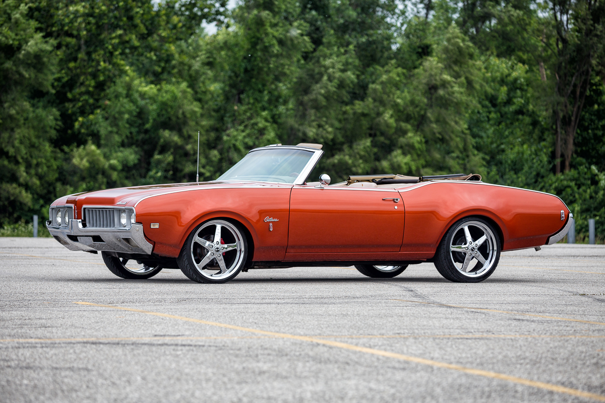1969 Oldsmobile Cutlass | Fast Lane Classic Cars