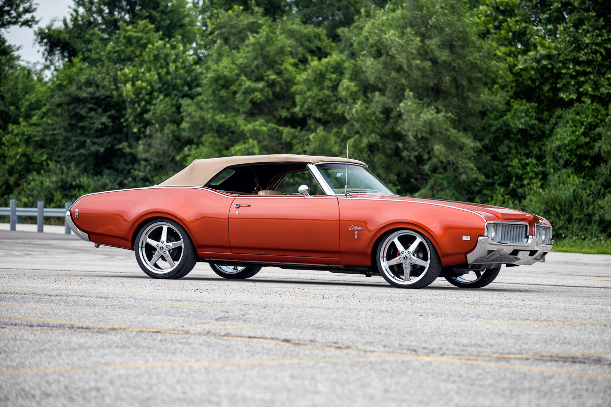1969 Oldsmobile Cutlass | Fast Lane Classic Cars