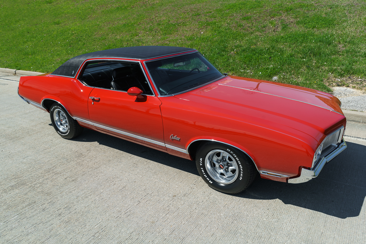 1970 Oldsmobile Cutlass Supreme | Fast Lane Classic Cars