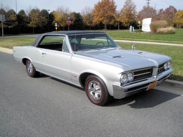 1964 Pontiac GTO | 1964 Pontiac GTO for sale to purchase or buy ...