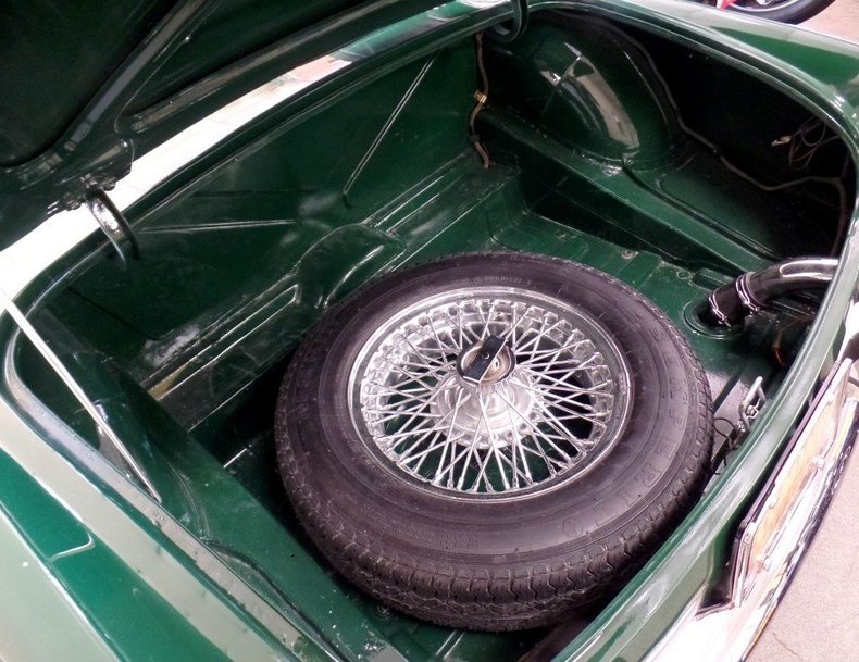 1965 MG b | 1965 MG MGB for sale to purchase or buy | Classic Cars For ...