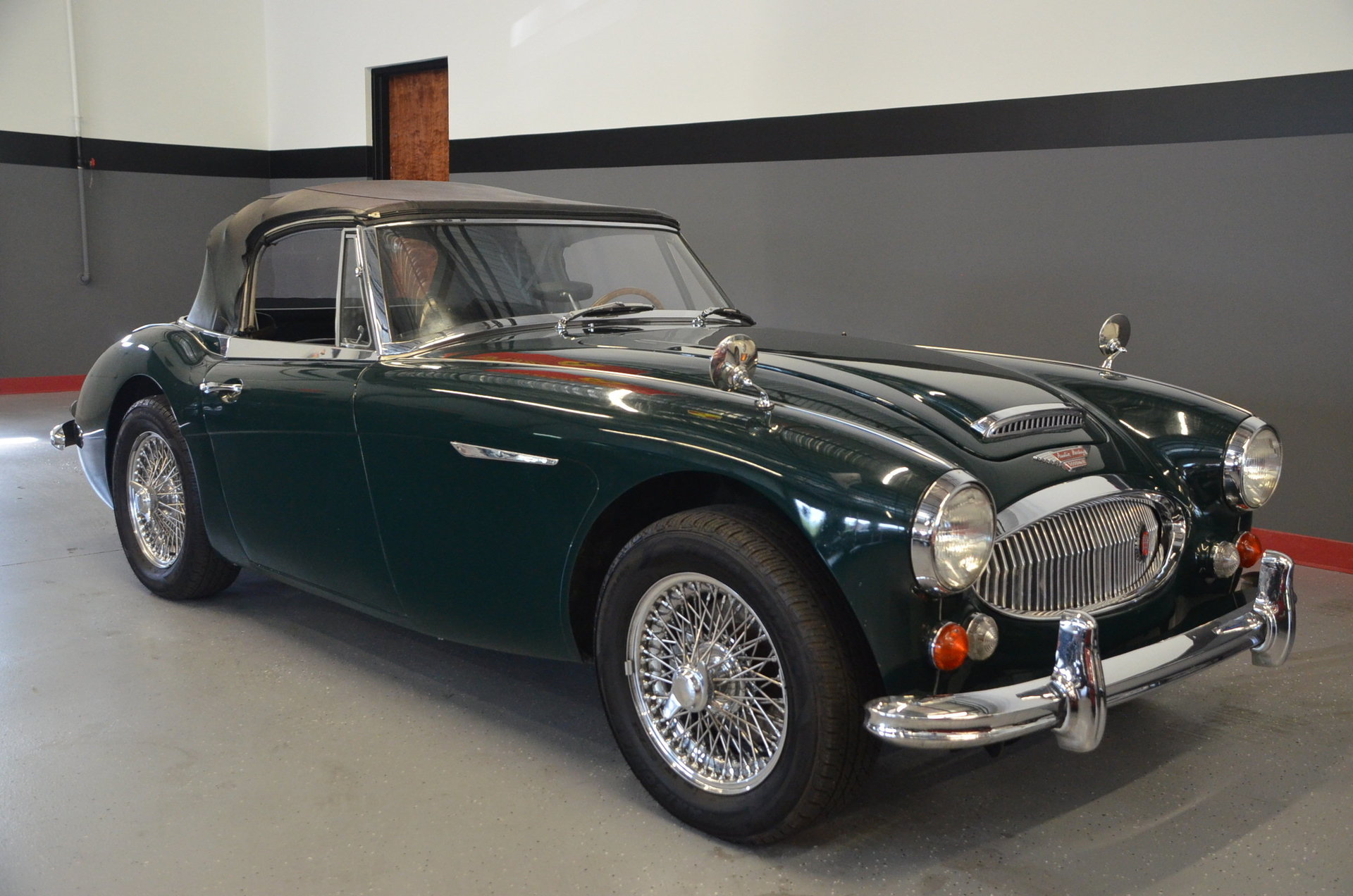 1967 Austin-Healey 3000 BJ8 | Frazier Motorcar Company