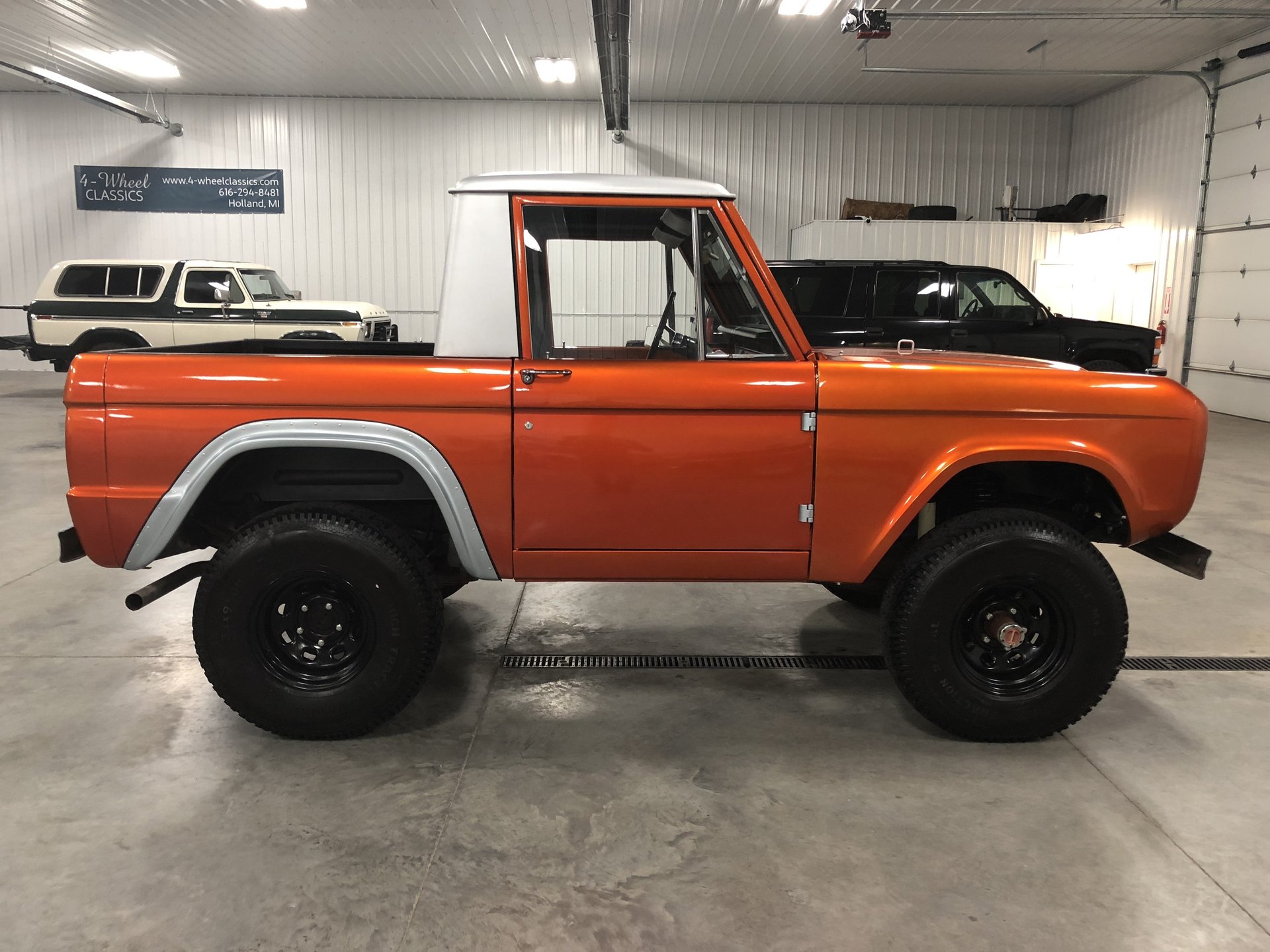1971 Ford Bronco | 4-Wheel Classics/Classic Car, Truck, and SUV Sales