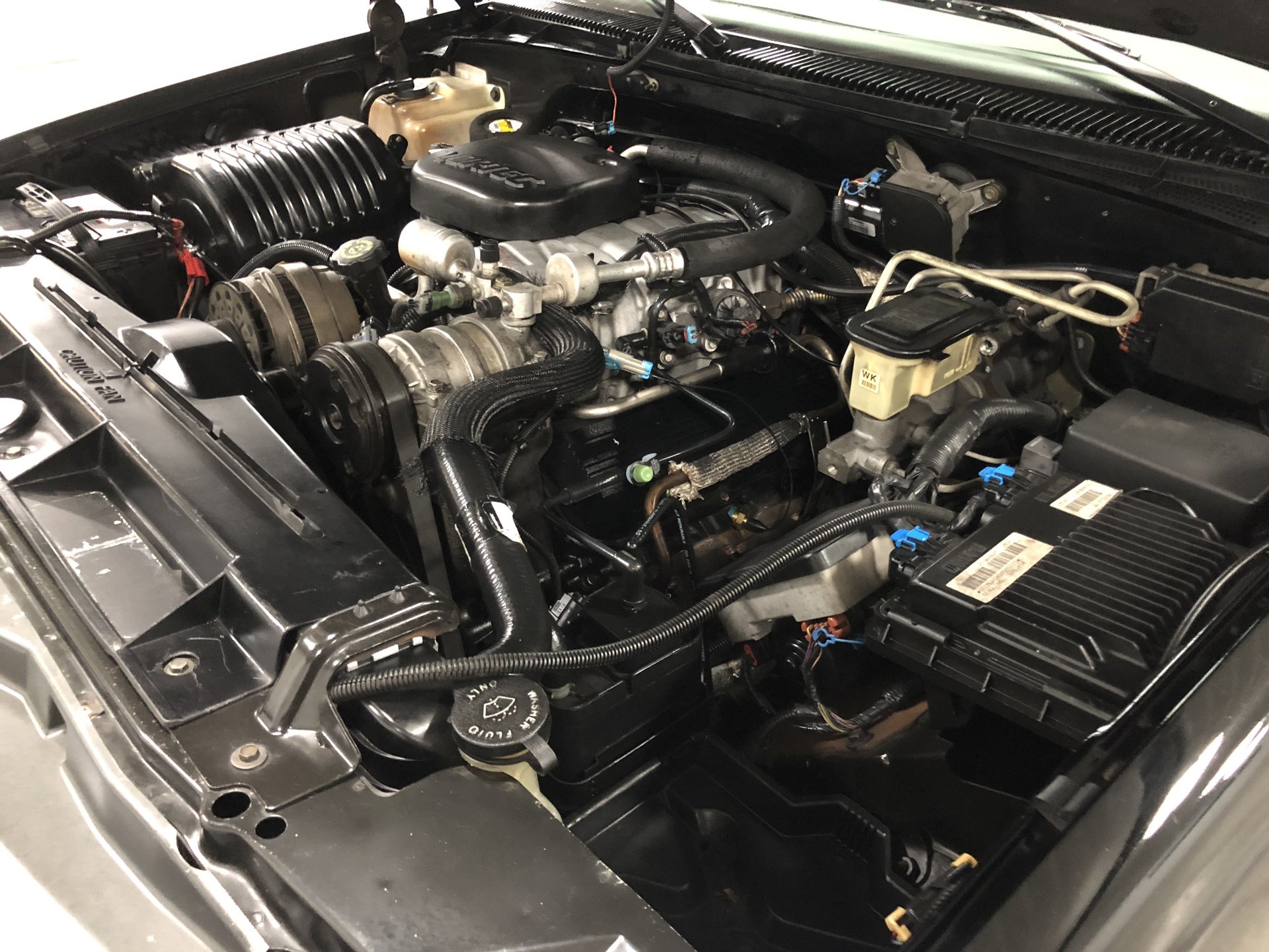 1999 Chevrolet Suburban | 4-Wheel Classics/Classic Car, Truck, and SUV ...