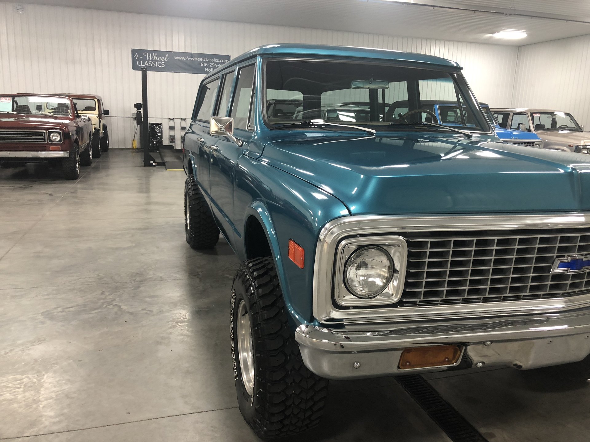 1971 Chevrolet Suburban | 4-Wheel Classics/Classic Car, Truck, and SUV ...
