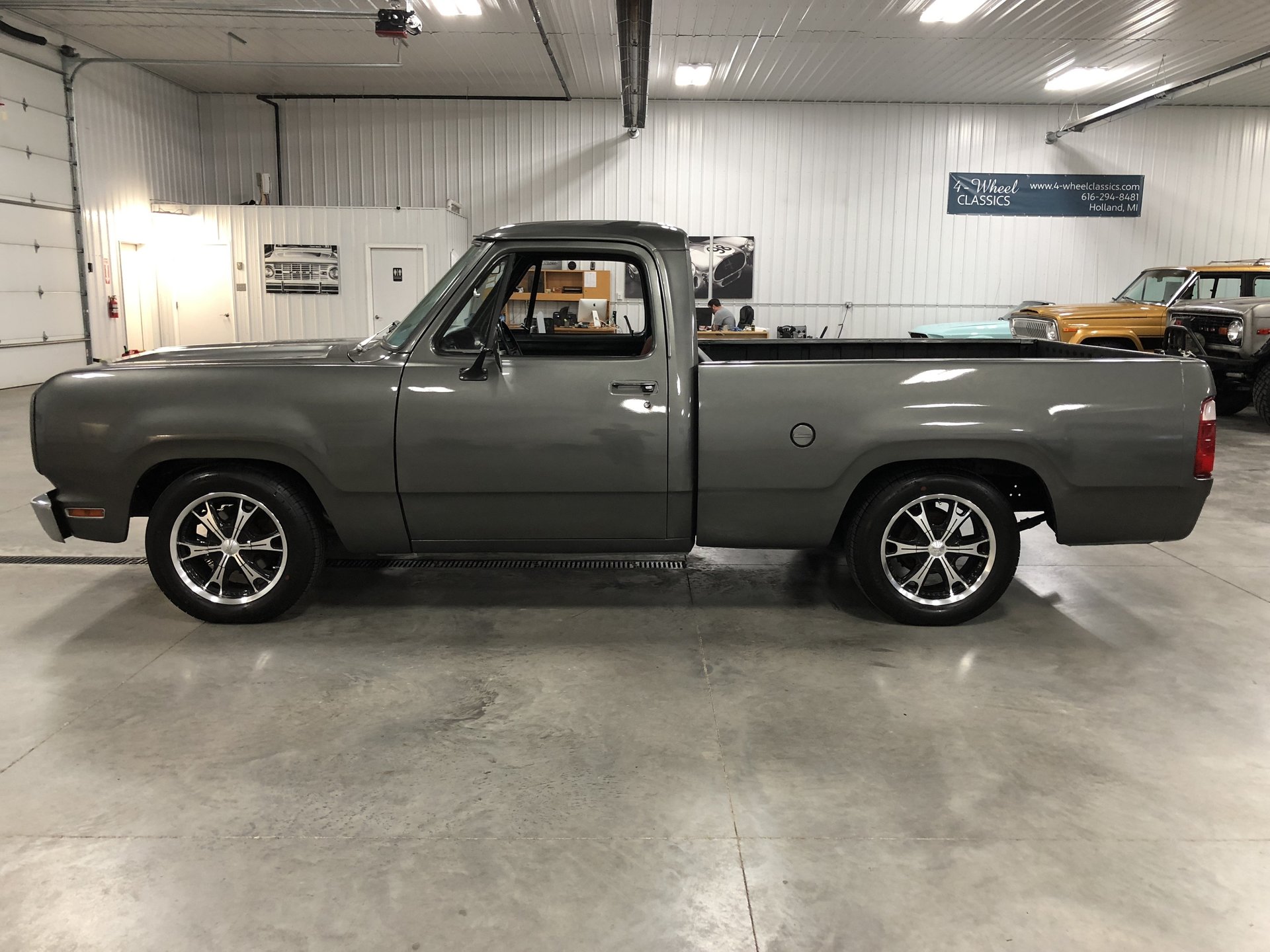 1978 Dodge D100 | 4-Wheel Classics/Classic Car, Truck, and SUV Sales