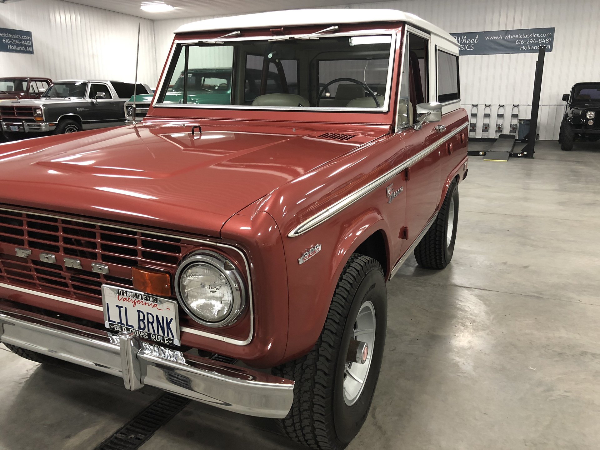 1969 Ford Bronco | 4-Wheel Classics/Classic Car, Truck, and SUV Sales