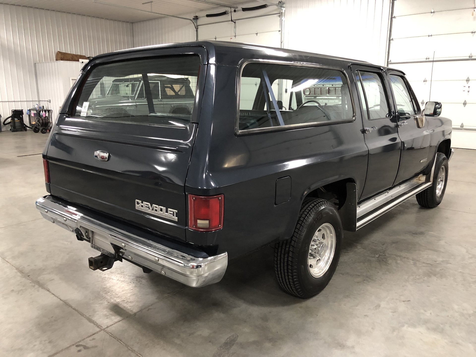 1990 Chevrolet Suburban | 4-Wheel Classics/Classic Car, Truck, and SUV ...