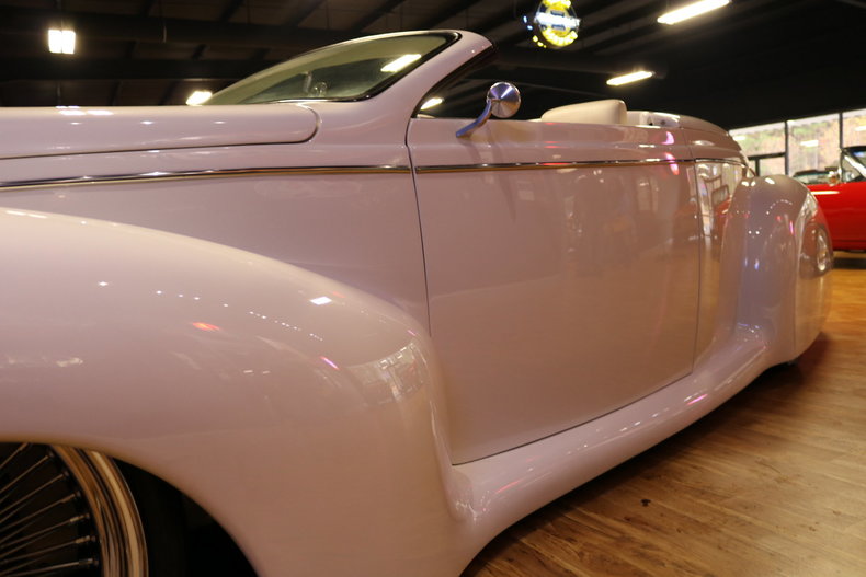 1939 Lincoln Zephyr | GAA Classic Cars