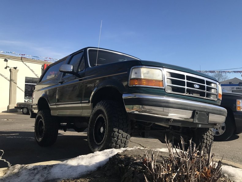 1992 Ford Bronco | Hollywood Motors