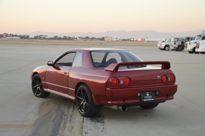 1992 Nissan Skyline GT-R | Toprank Motorworks