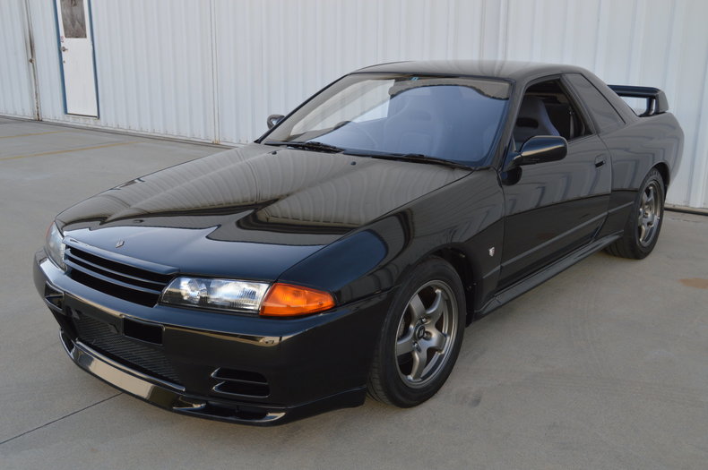 1992 Nissan Skyline GT-R | Toprank Motorworks