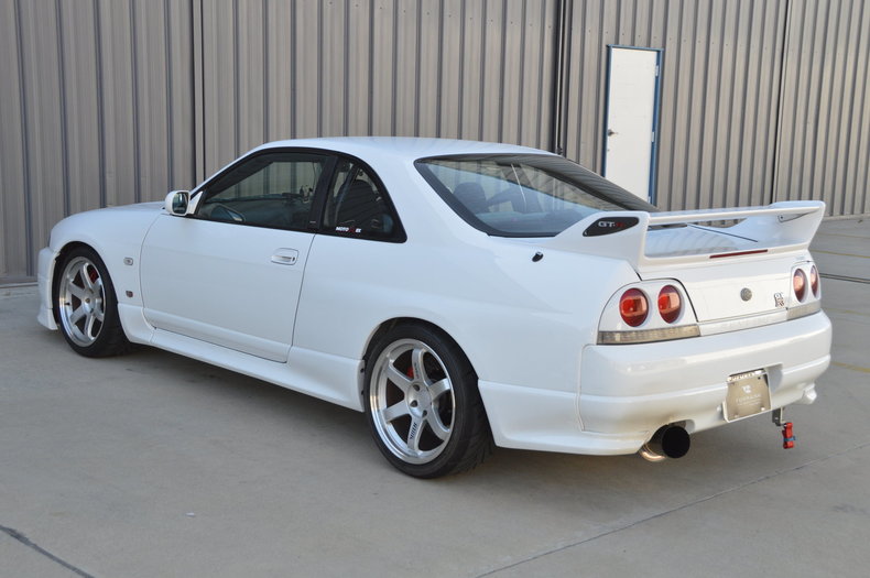 1995 Nissan Skyline GT-R | Toprank Motorworks