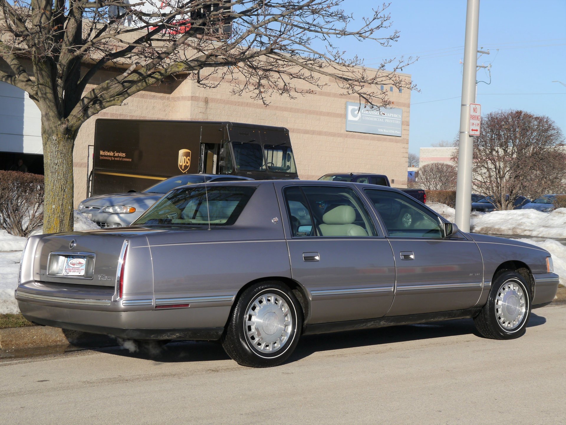 1997 Cadillac DeVille | Midwest Car Exchange