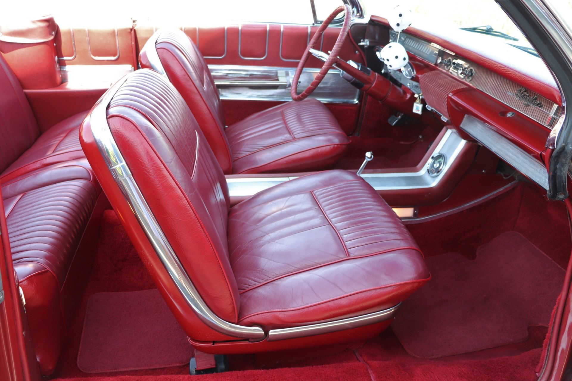 1961 Oldsmobile Starfire | Midwest Car Exchange