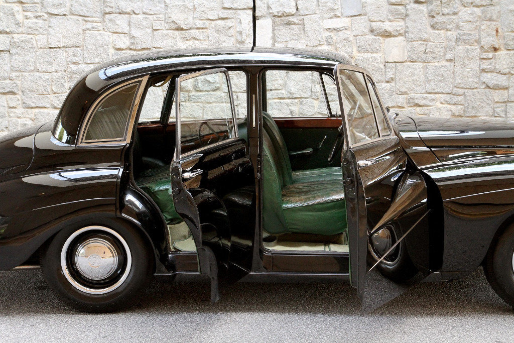 1956 Daimler Conquest | Motorcar Studio