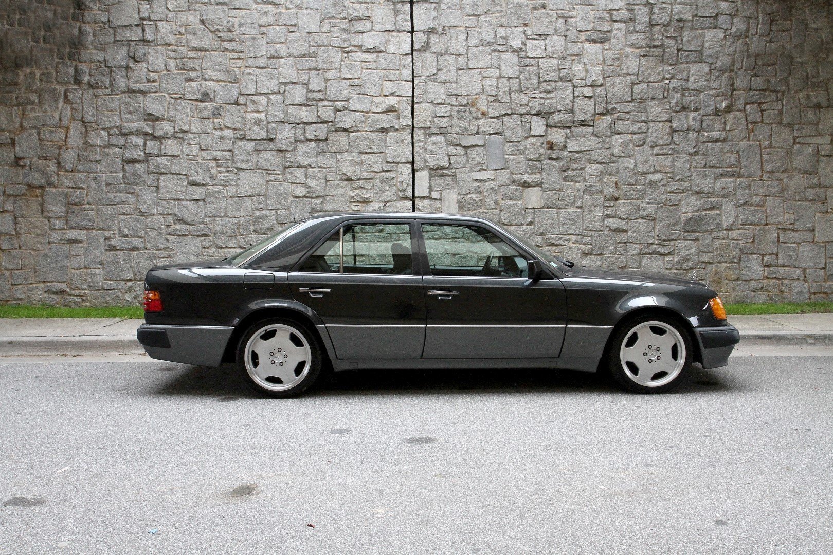 1992 Mercedes-Benz 500E | Motorcar Studio
