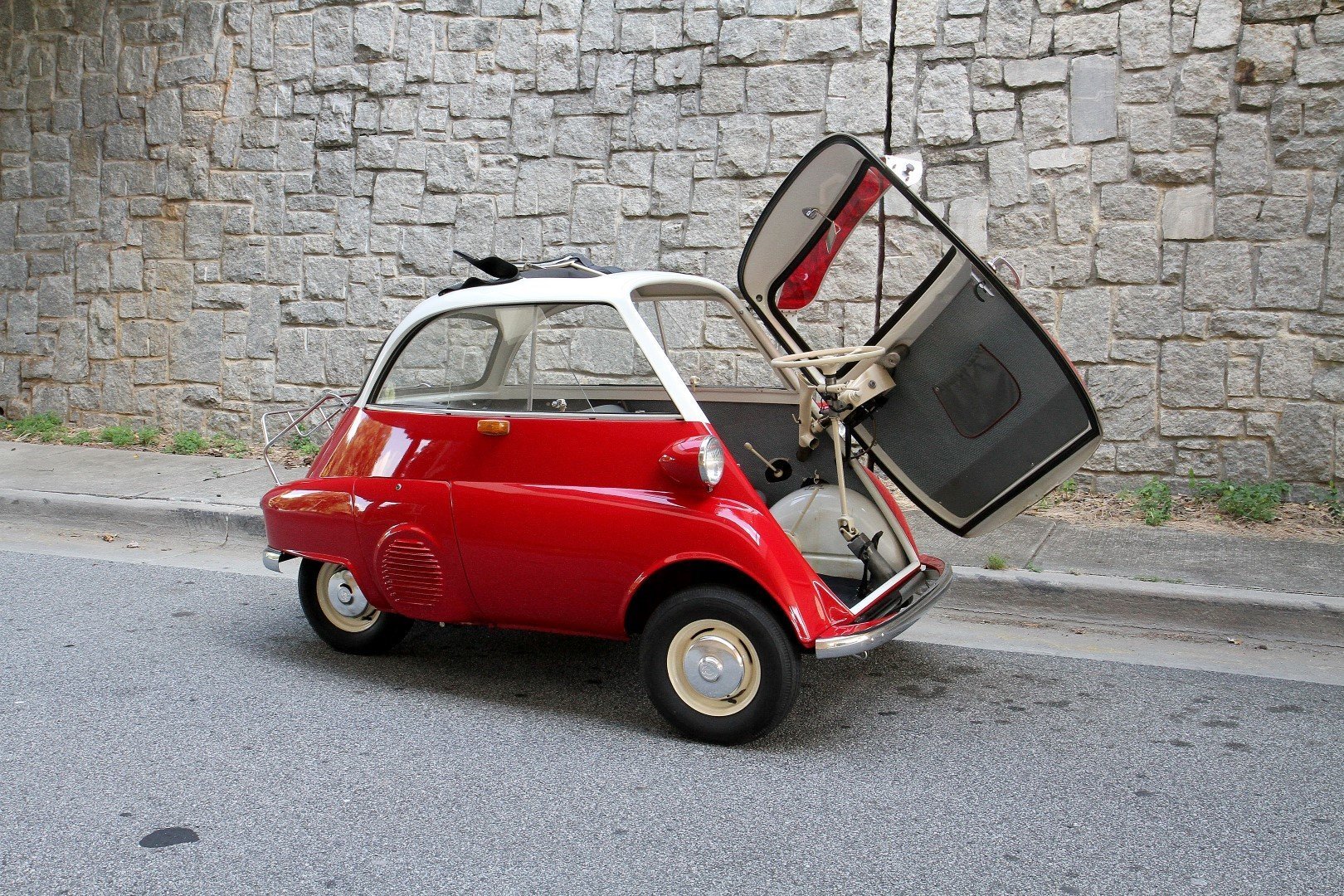 1958 BMW Isetta | Motorcar Studio