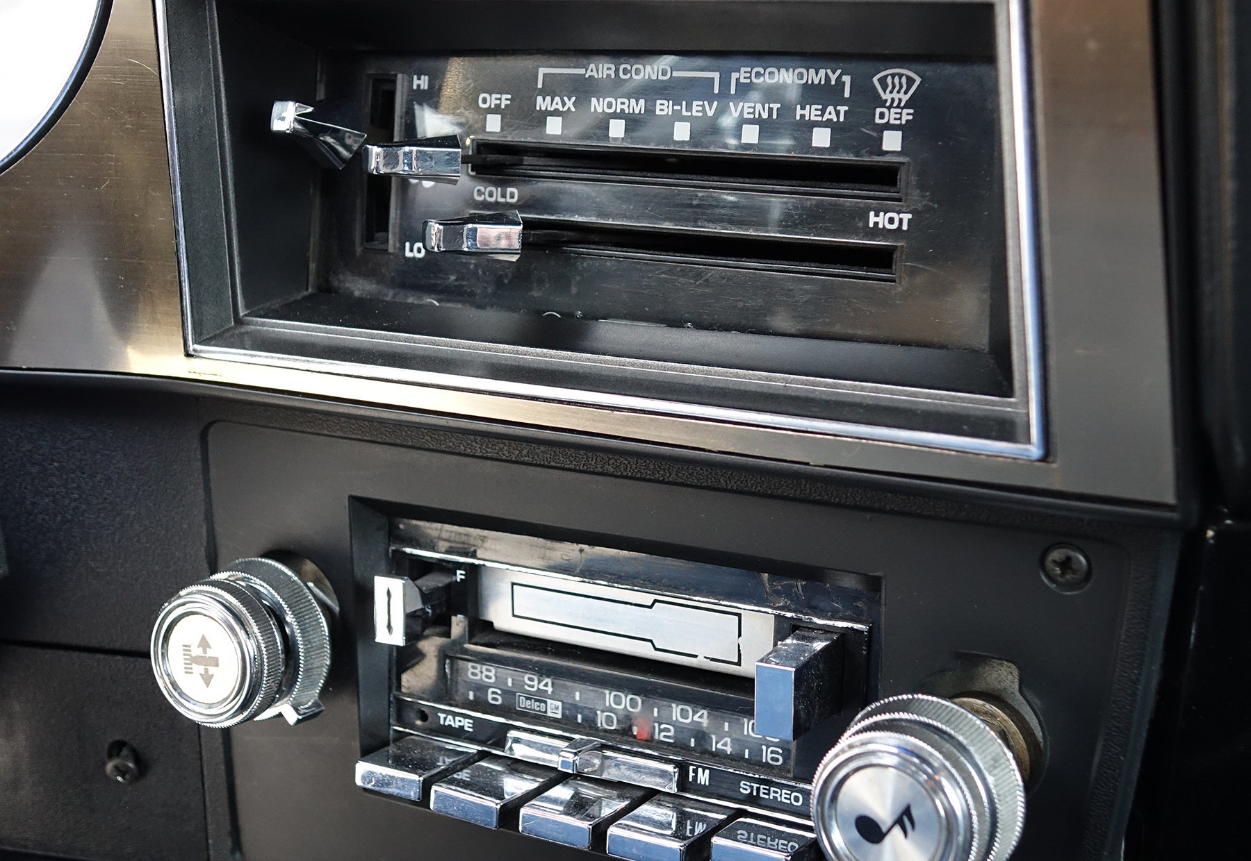 1987 Chevrolet C10 | Motor City Classic Cars