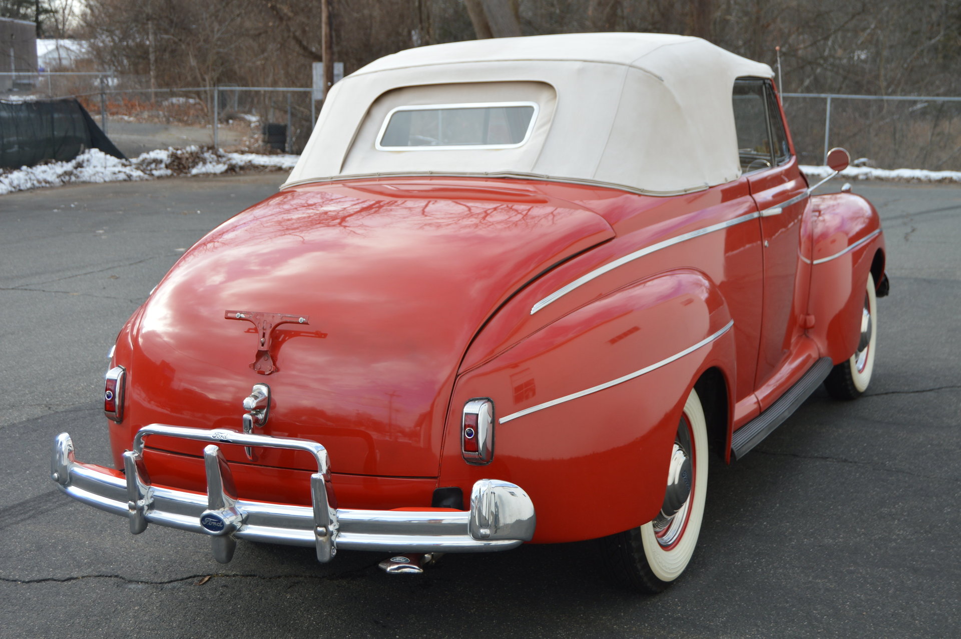 1941 Ford Super Deluxe | Mutual Enterprises Inc